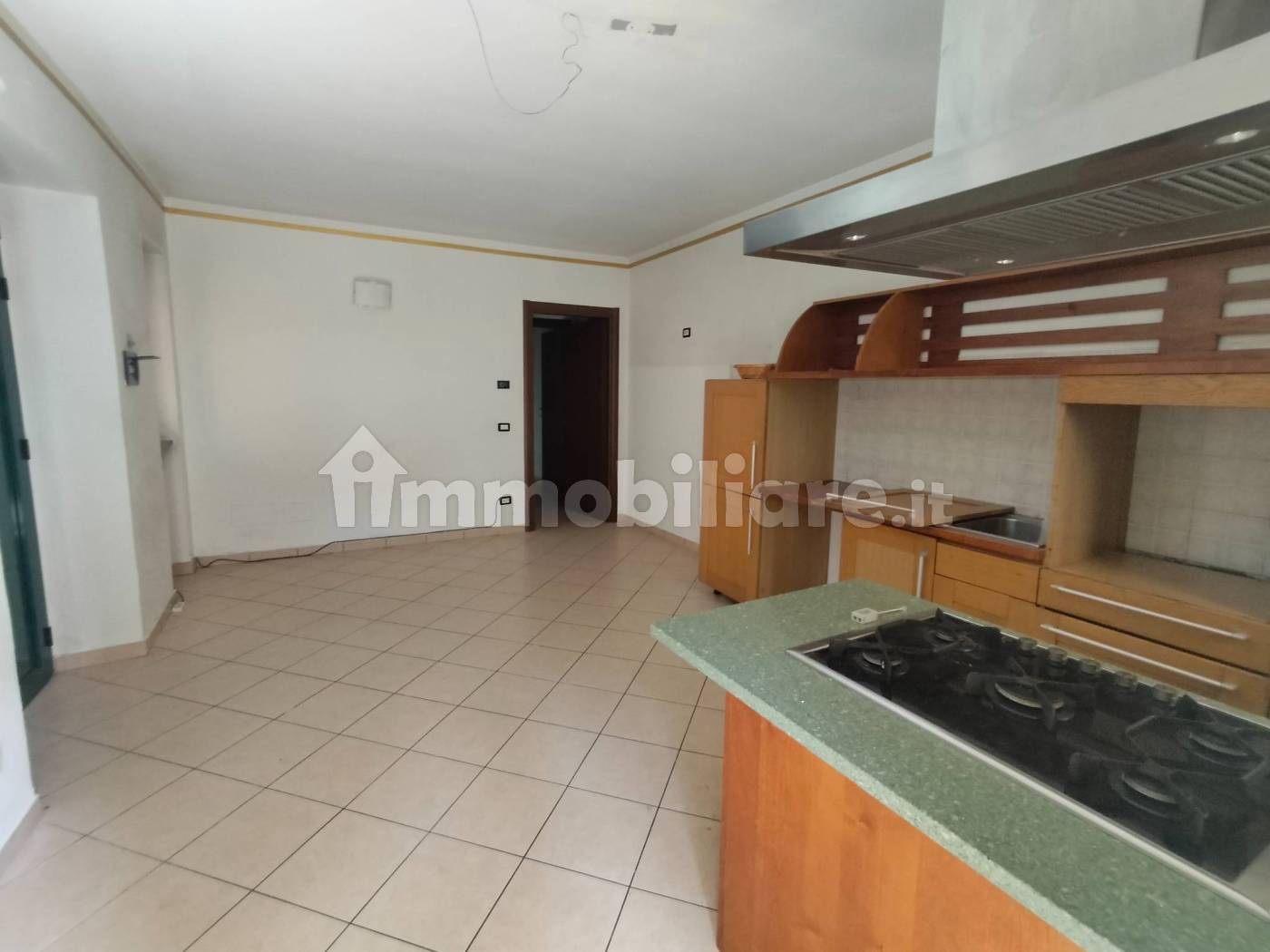 Bilocale via Operai, Centro, Borgomanero