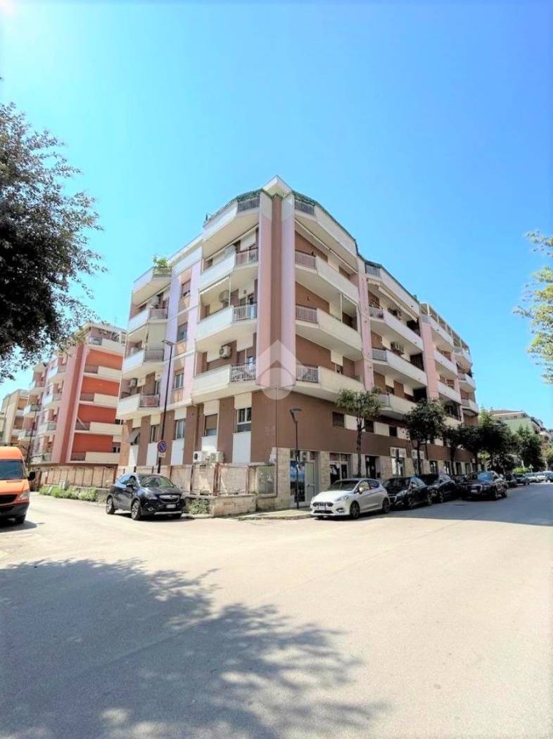 Trilocale via Del Milite Ignoto 58, Viale Bovio - Piazza Duca degli Abruzzi, Pescara