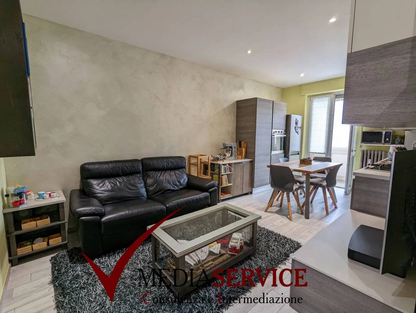 Trilocale via Giacomo Matteotti 6, Centro, Cuneo