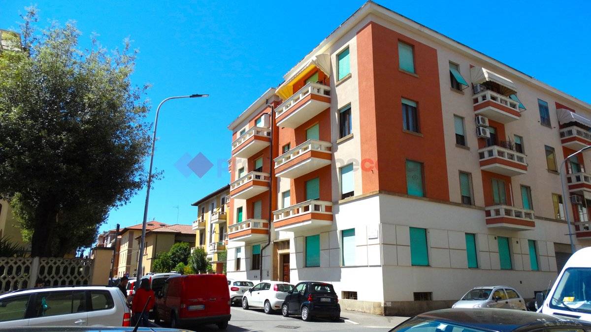 Trilocale via Damiano Chiesa, Stazione - Via Roma, Grosseto