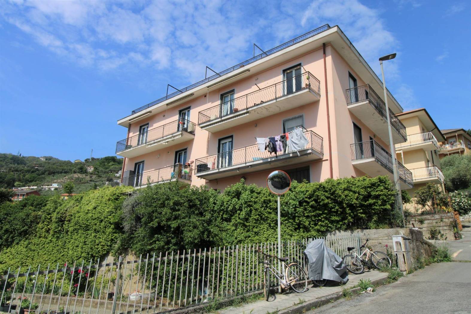 Quadrilocale via dei remezzano 23, Caperana, Chiavari