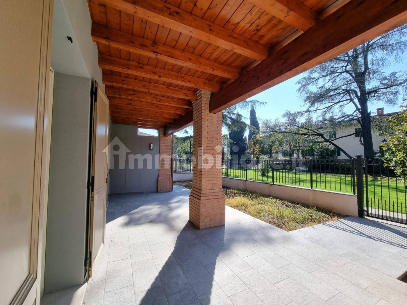 Trilocale nuovo, piano terra, Lonato, Lonato del Garda