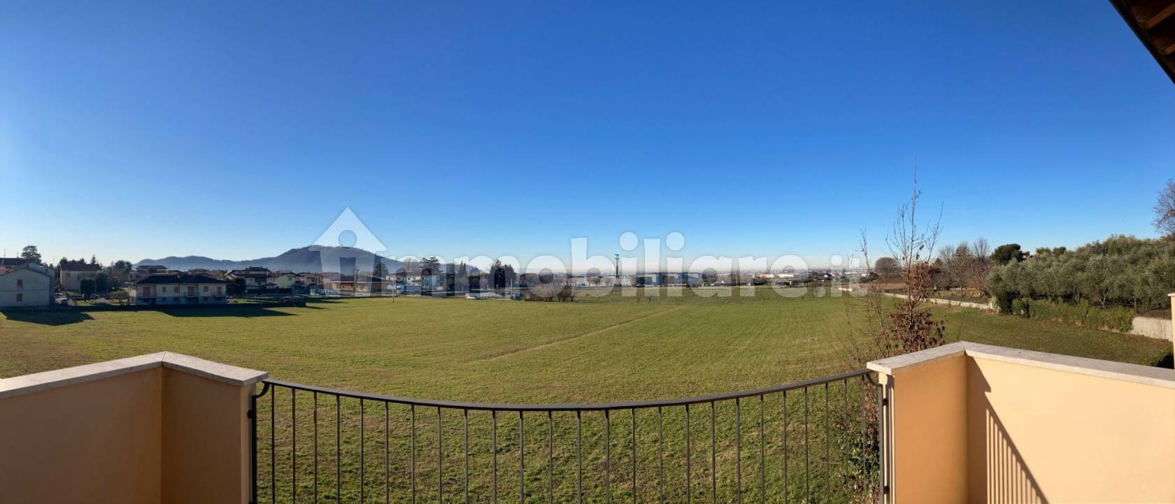 Trilocale via Vittime delle Deportazioni, Adro