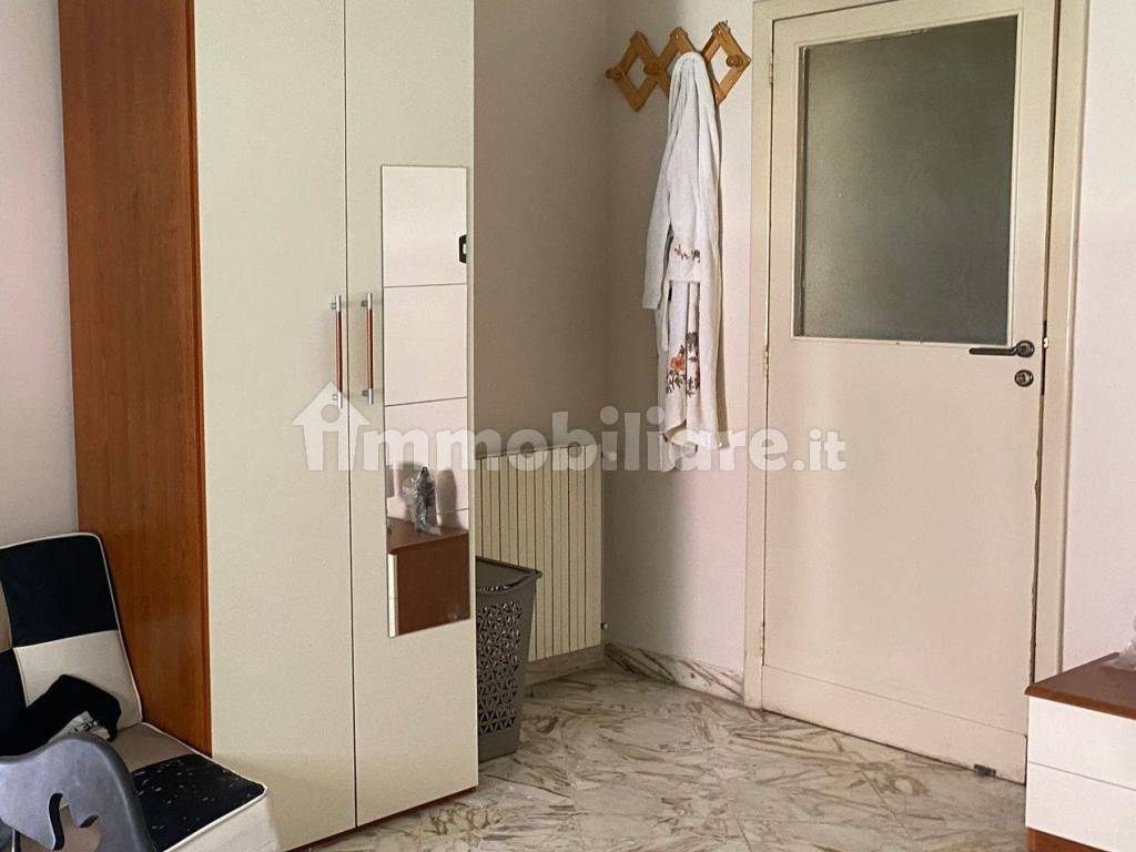 Stanza singola in affitto, affittasi camera singola via Tommaso ...