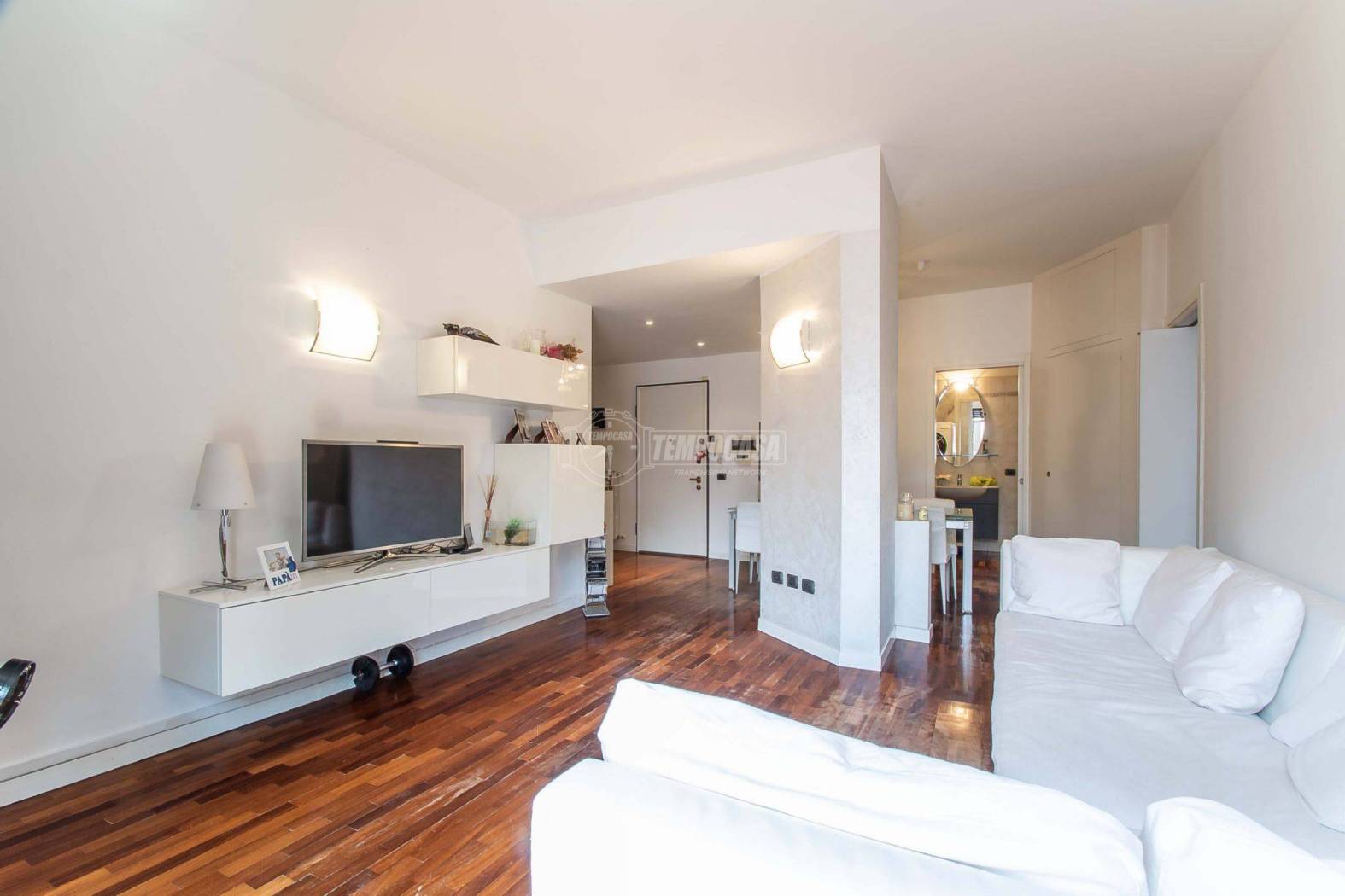 Trilocale via Lanino 40, Saronno