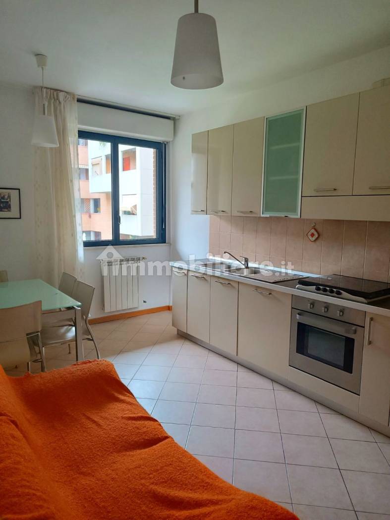 Trilocale ottimo stato, primo piano, Villa Severi - Cappuccini, Arezzo