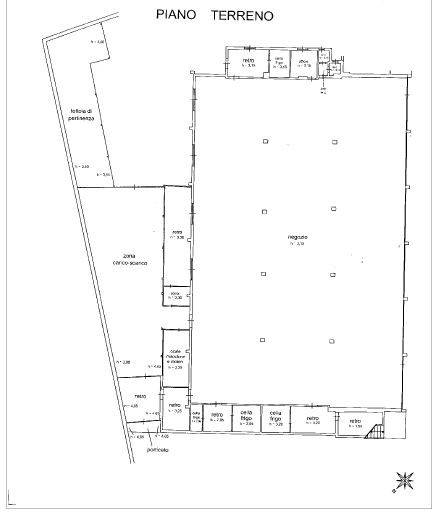 Locale commerciale in Vendita