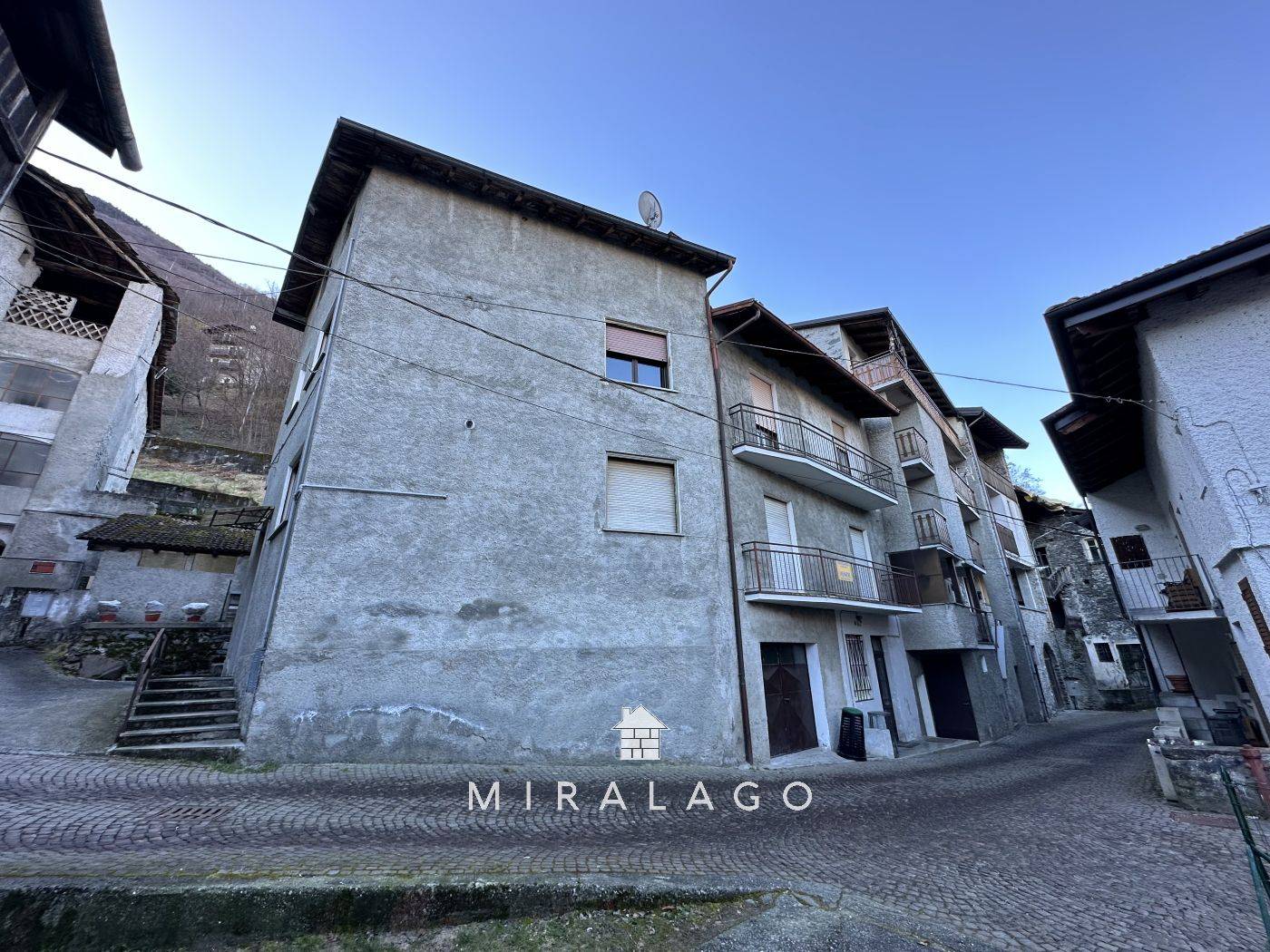 Trilocale via Roma, Centro, Andalo Valtellino