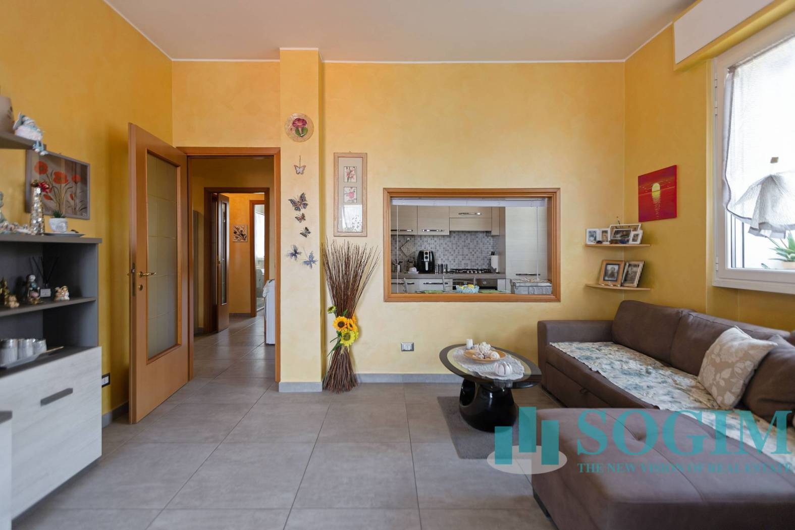 Trilocale via Cesare Battisti 19, Albiate