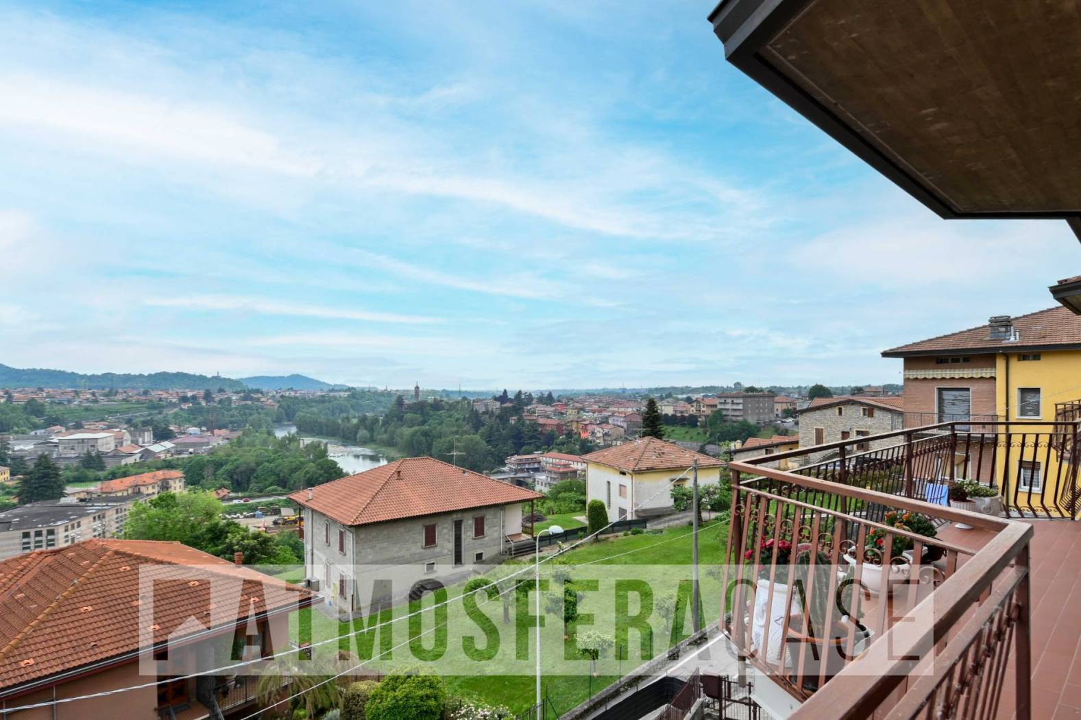 Quadrilocale via Cimaer 29, Centro, Almenno San Salvatore