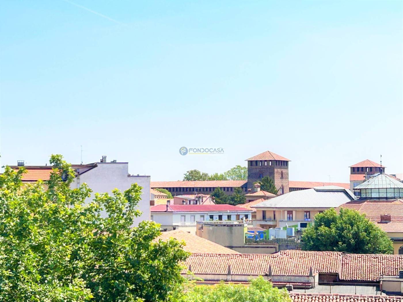 Quadrilocale viale Matteotti 73, Centro Storico, Pavia