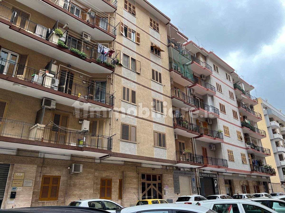 Trilocale via Fiume, 5, Solito - Corvisea, Taranto