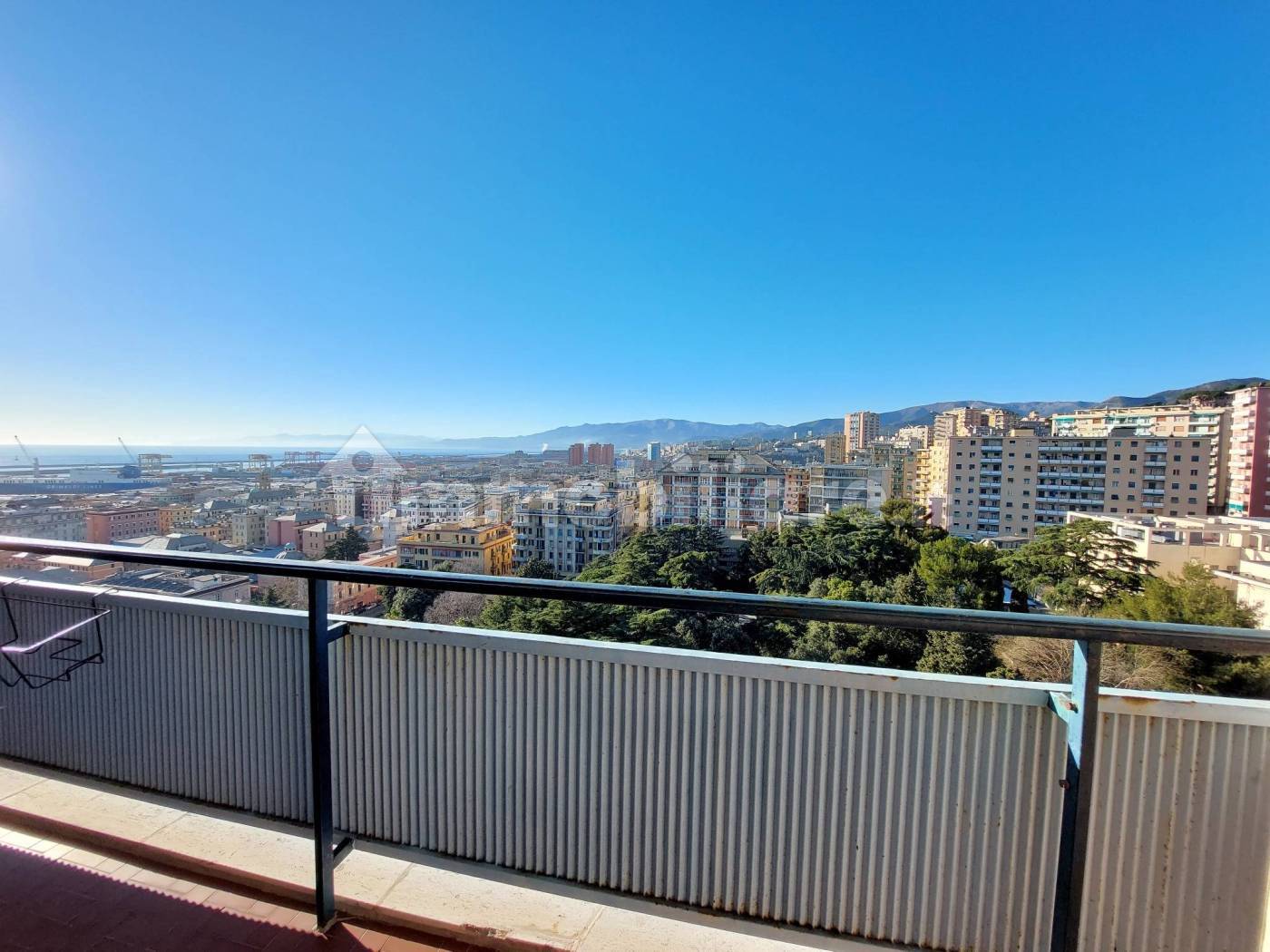 Quadrilocale via Giovanni Battista Botteri, Sampierdarena, Genova