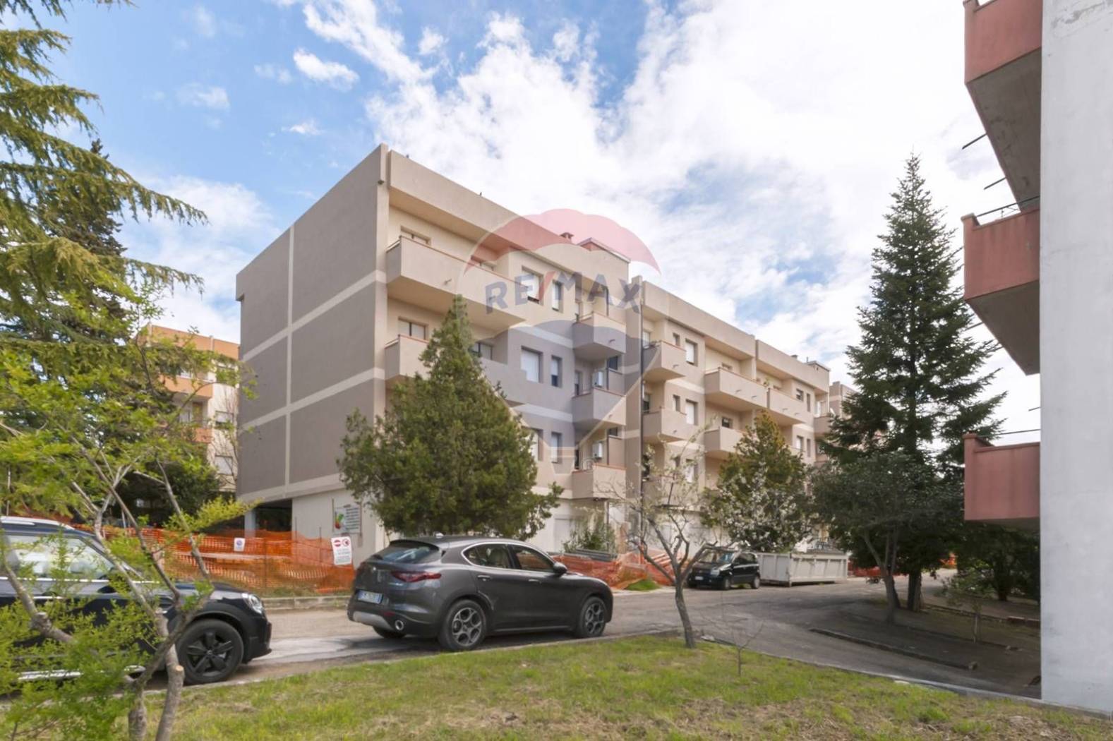 Appartamento buono stato, secondo piano, Centro, Penne