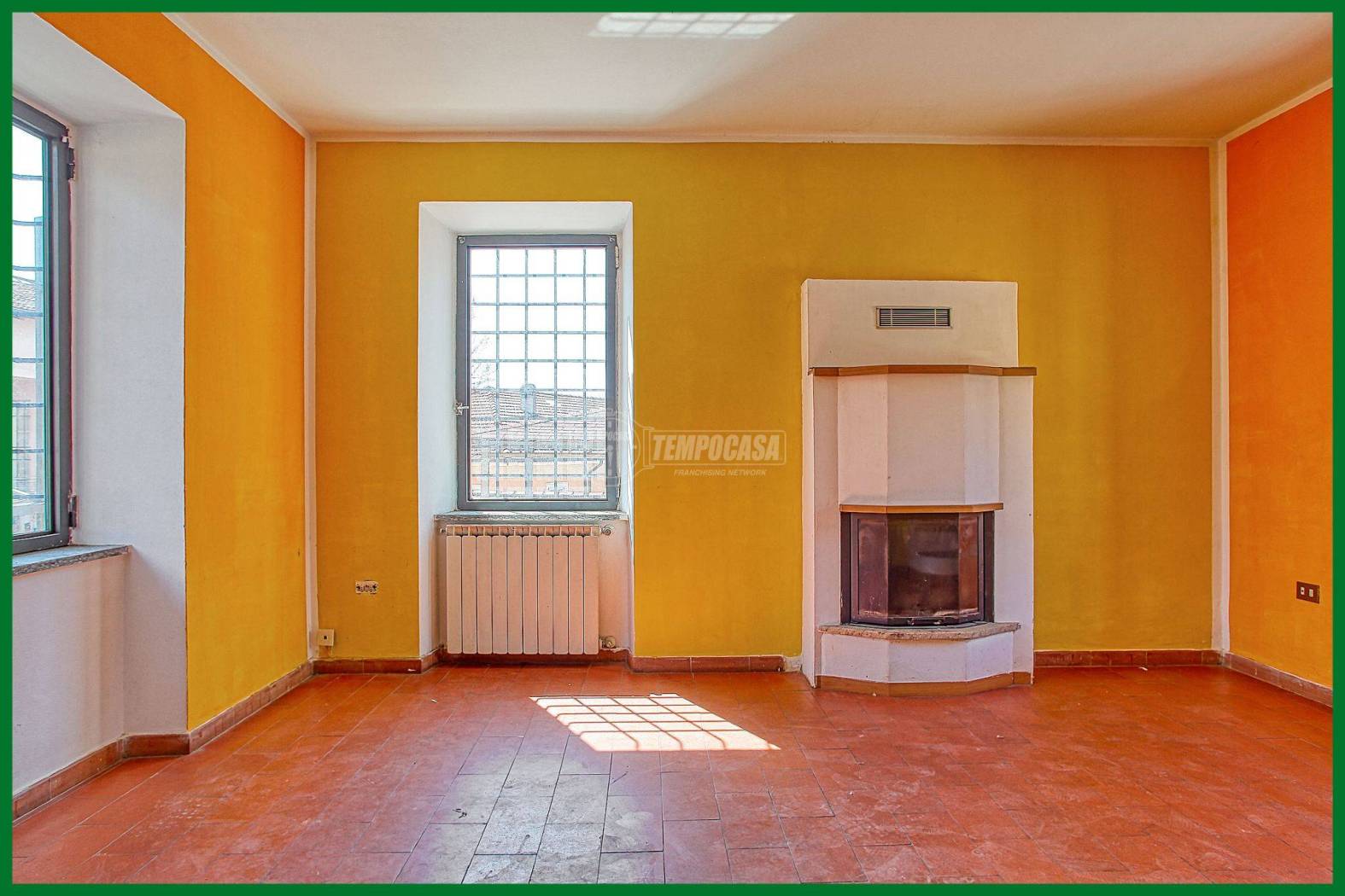 Trilocale via Francesco Caracciolo, Masnago, Varese