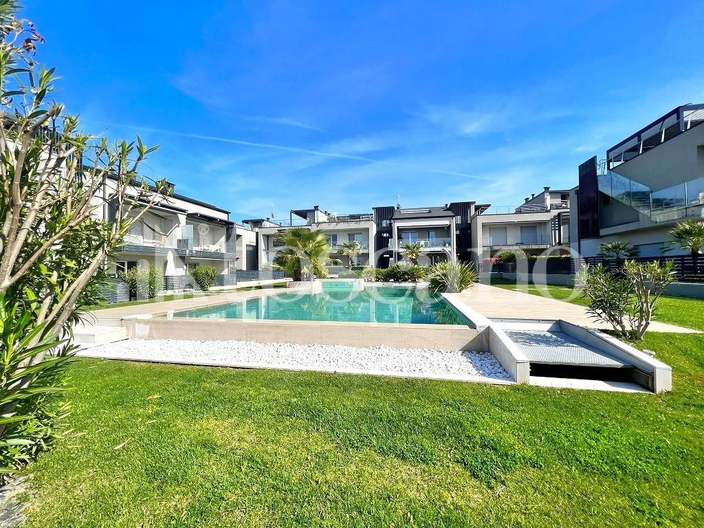 Trilocale via Giulio Pastore, Centro, Peschiera del Garda