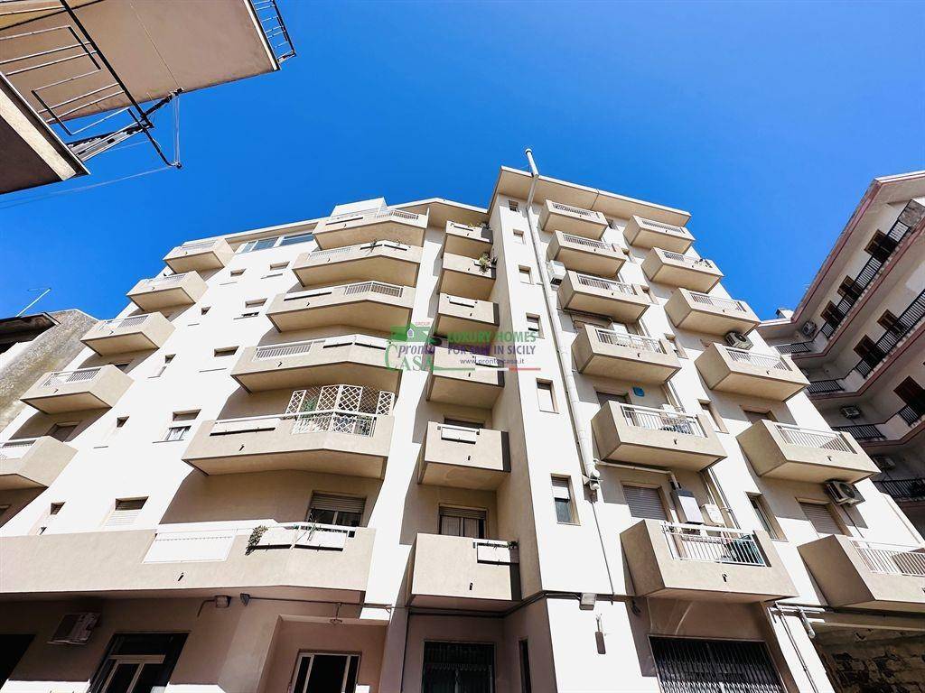 Appartamento via G. Addario 1, San Luigi - Archimede, Ragusa