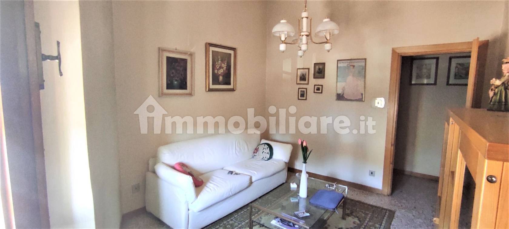 Quadrilocale via Bologna 172C, San Martino, Prato