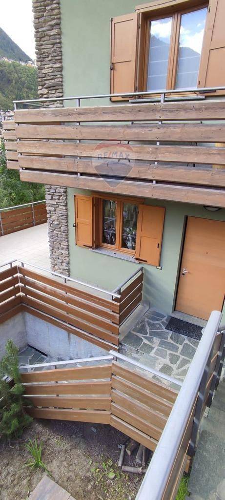 Bilocale ottimo stato, primo piano, Centro, Caspoggio