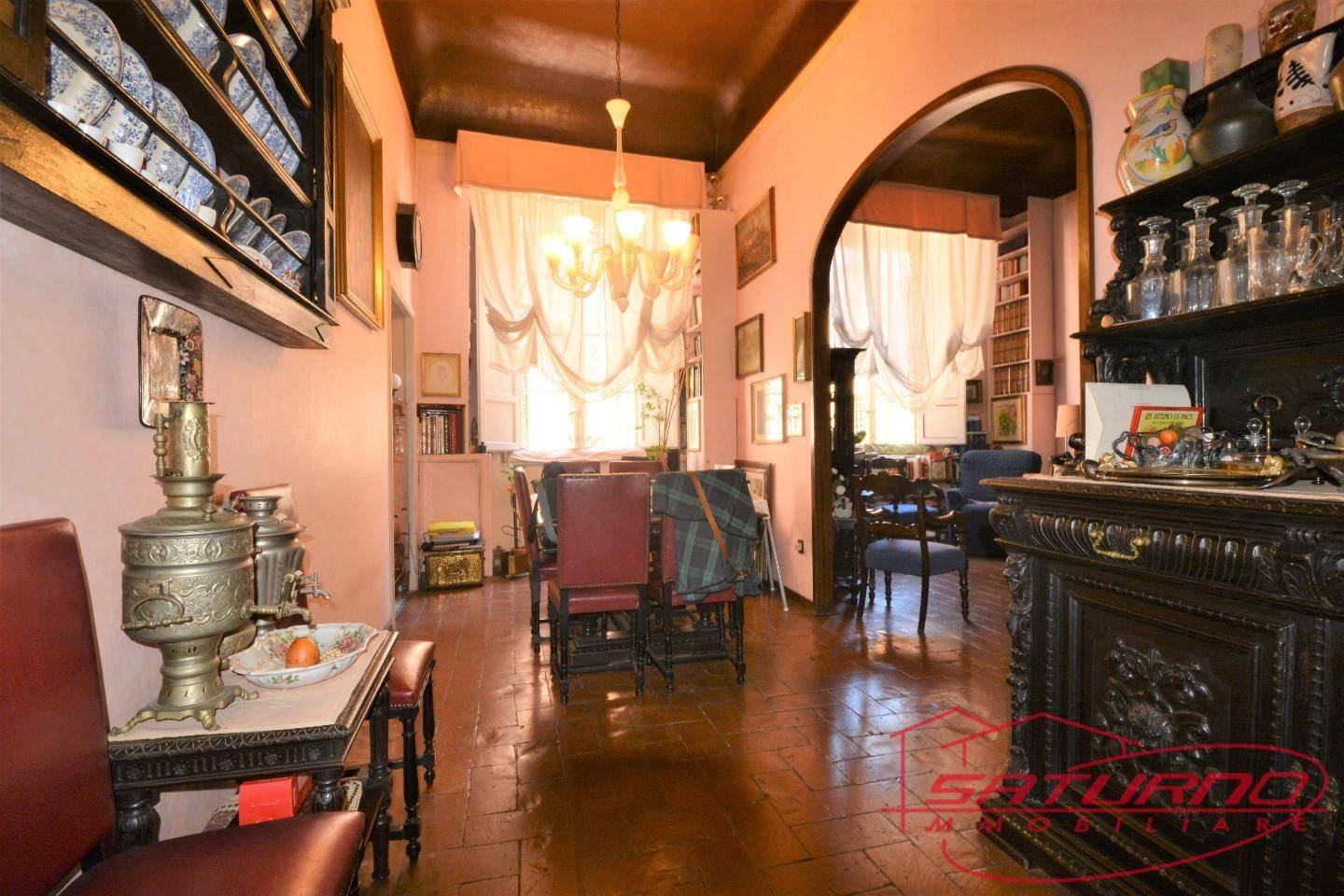 Appartamento via San Paolino, Piazza Napoleone - San Michele, Lucca