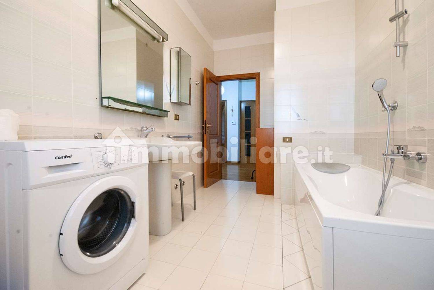 Appartamento buono stato, primo piano, Montecchio, Vallefoglia