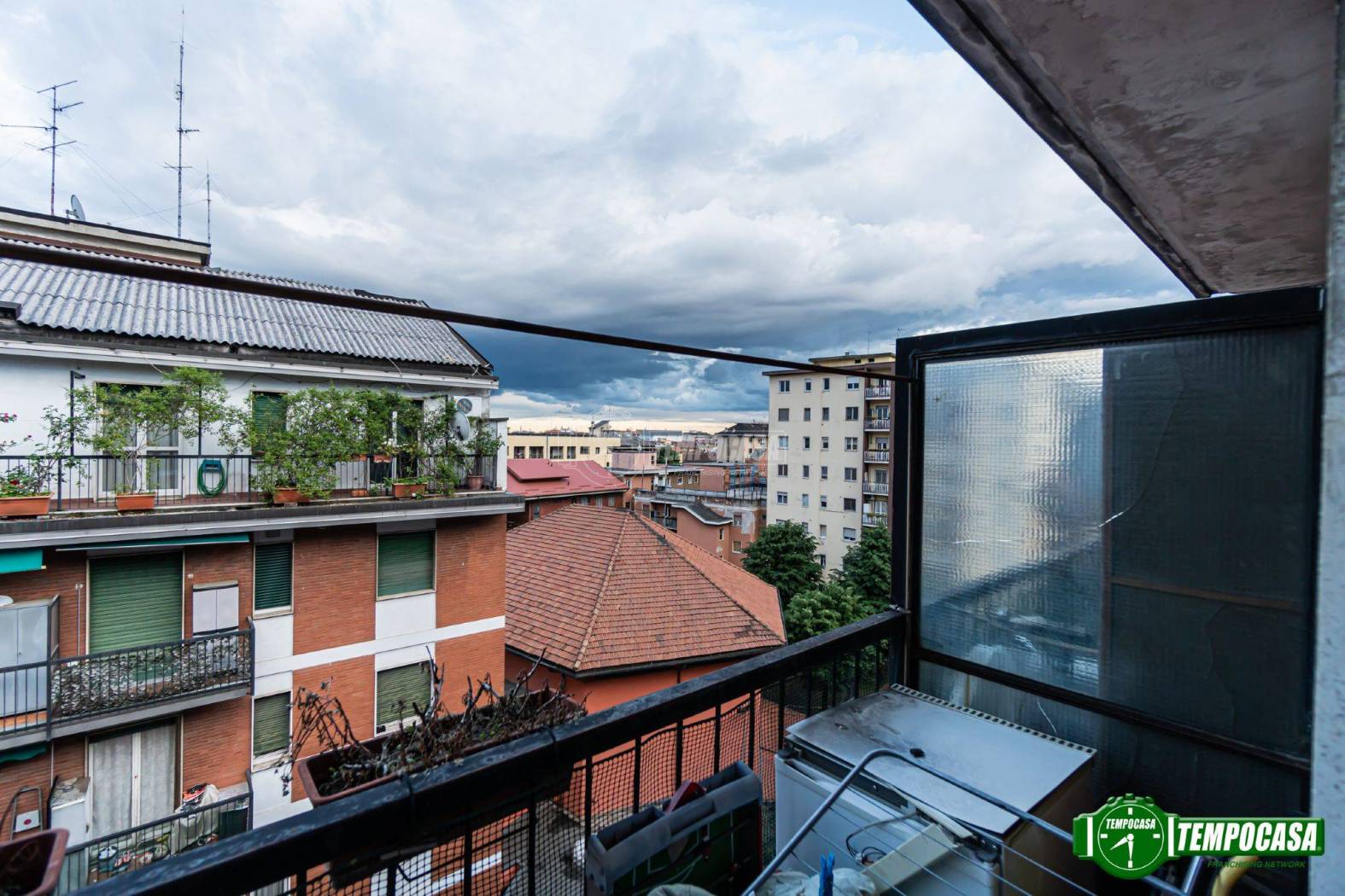 Trilocale viale Monza 40, Pasteur, Milano