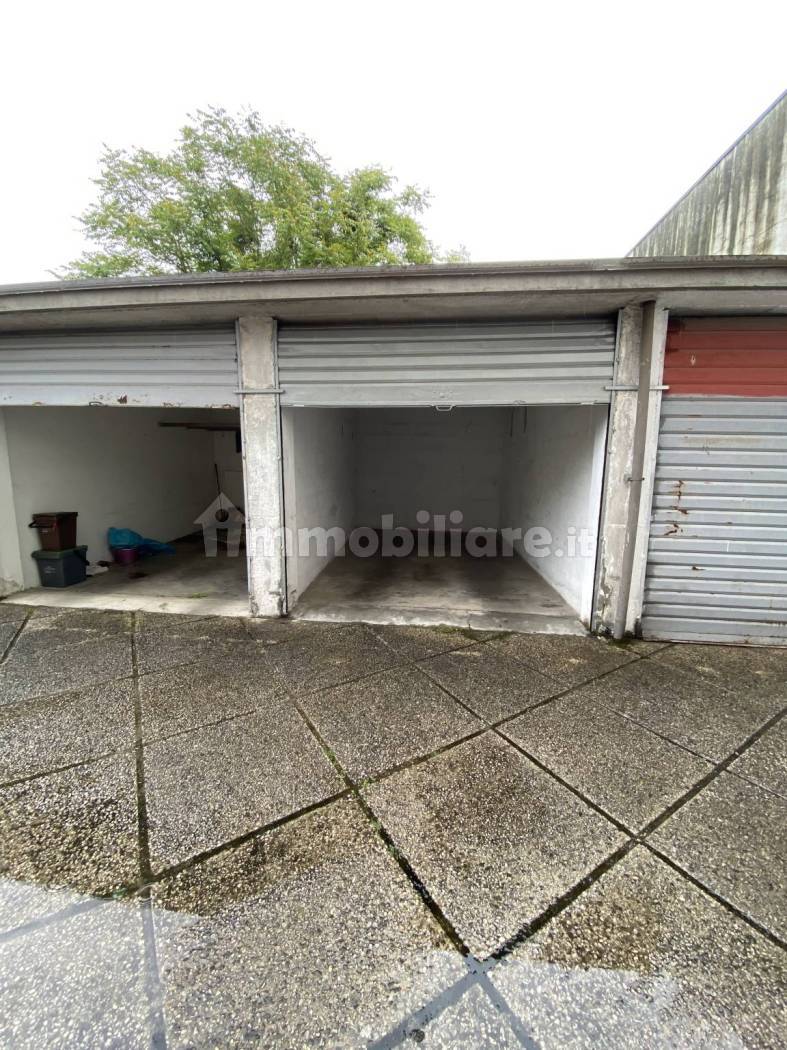 Garage - Box in Vendita