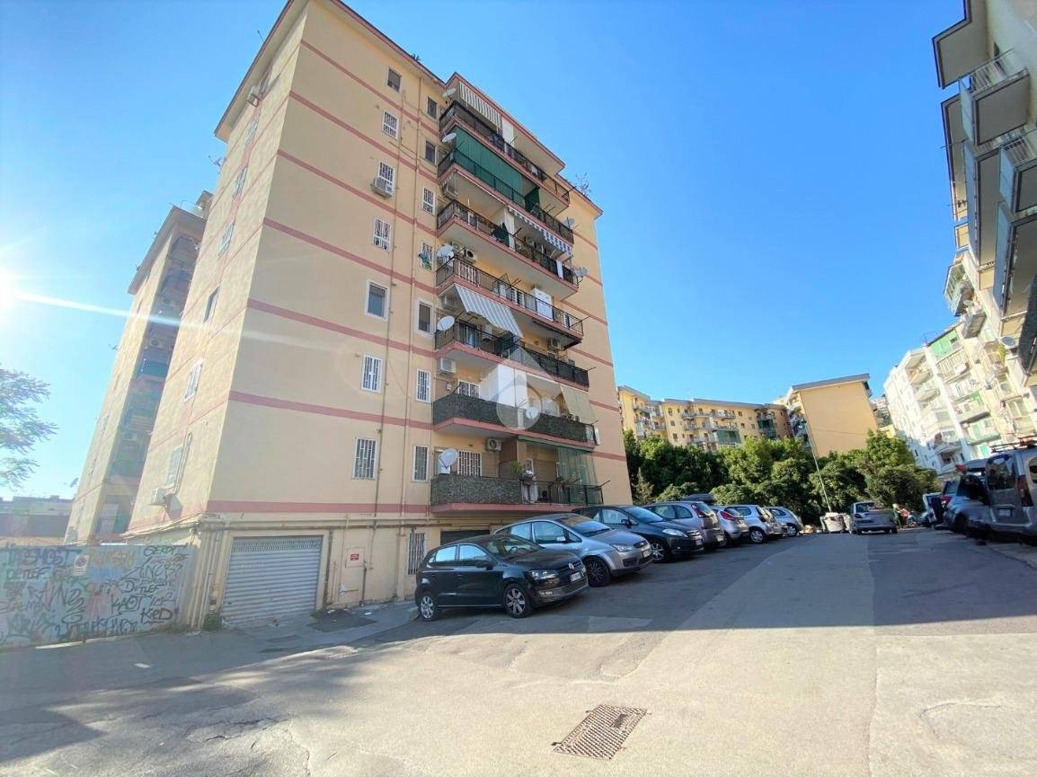 Bilocale via Canzanella Vecchia 49, Fuorigrotta, Napoli