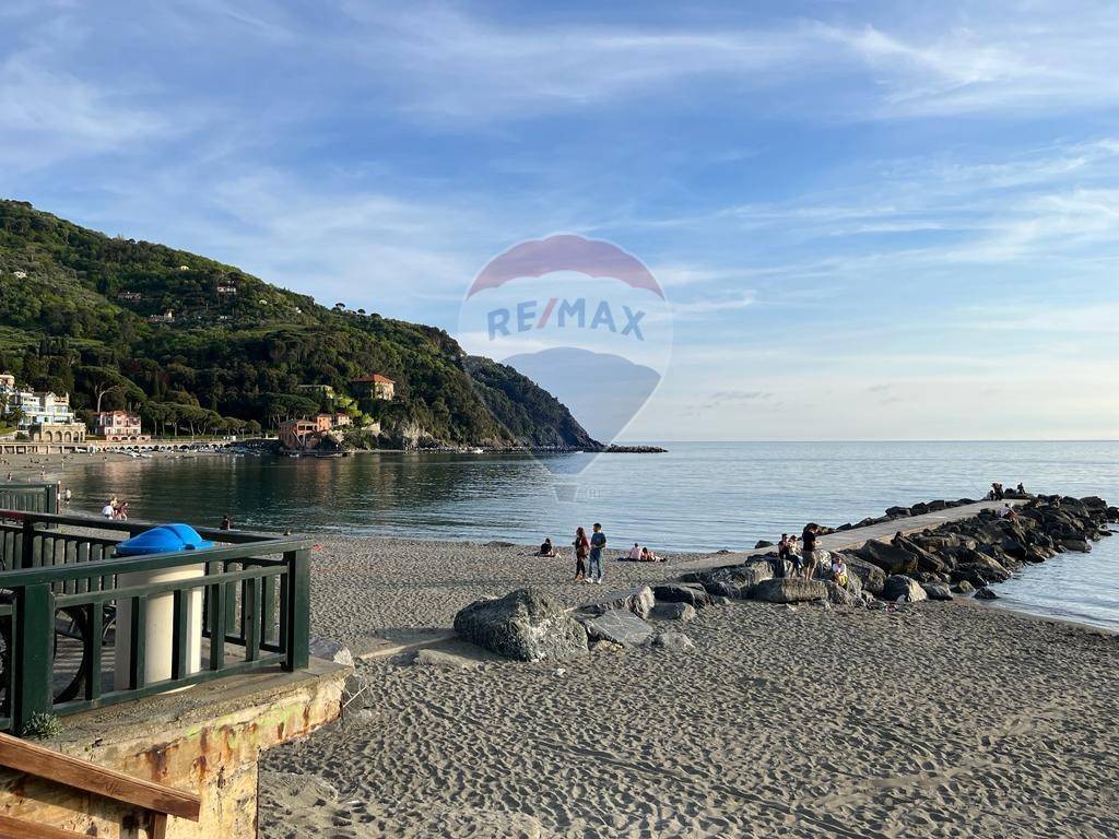 Quadrilocale via Santa Croce, Montale, Levanto