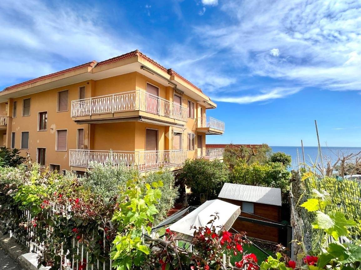 Monolocale via fossati 65, Moiano, Cipressa