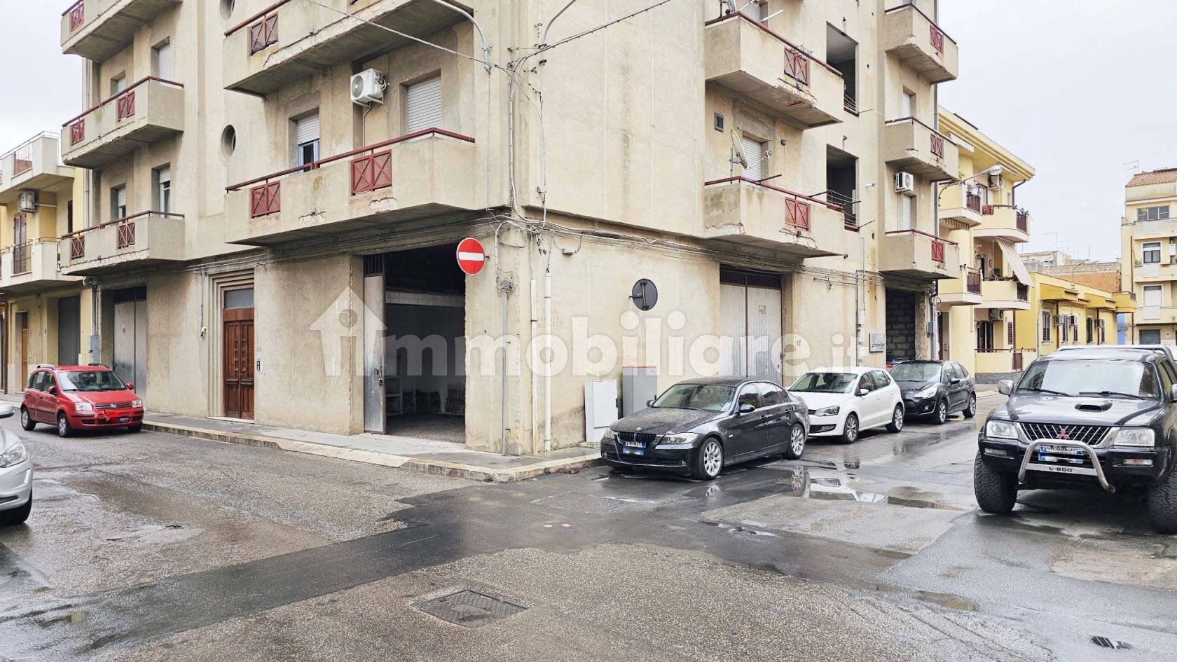 Posto auto - moto in Vendita