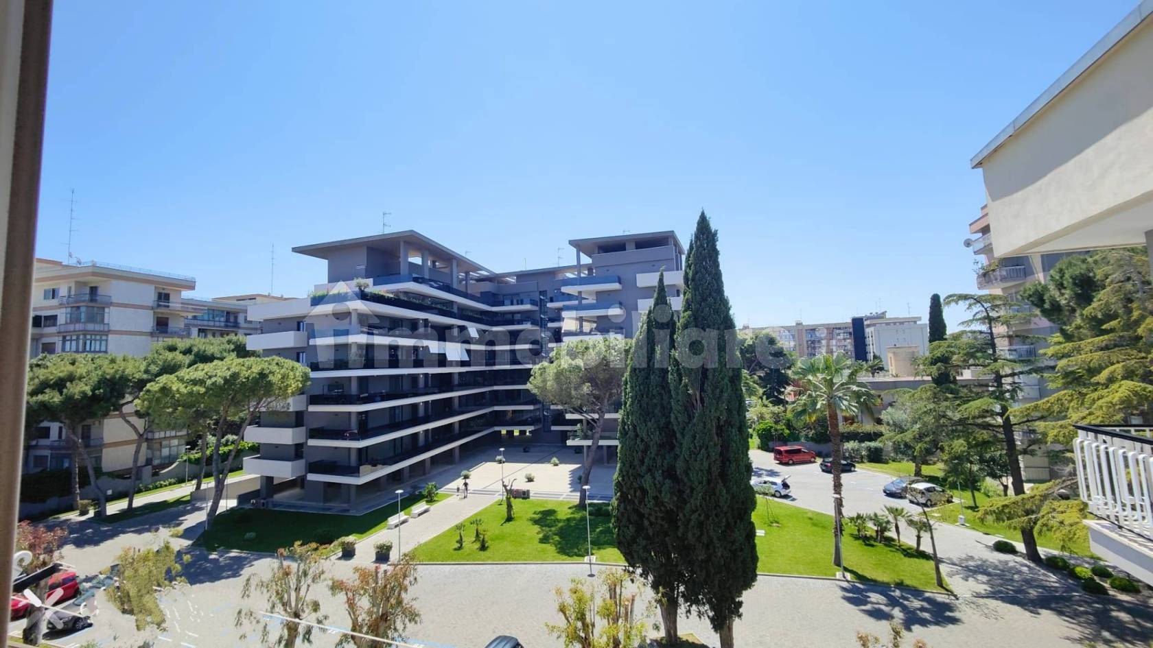 Trilocale corso Alcide De Gasperi 296, Poggiofranco, Bari