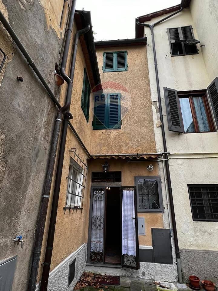 Quadrilocale piazza Lisona 3, Loro Ciuffenna