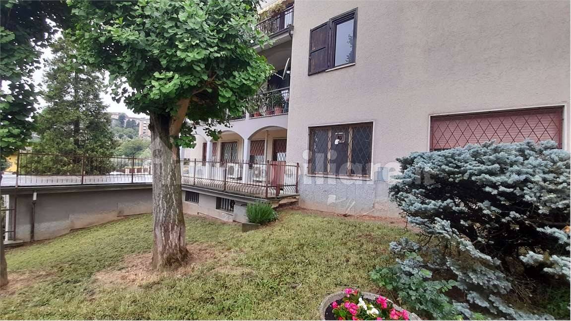 Appartamento via Guarona, 18/22, Centro, San Salvatore Monferrato