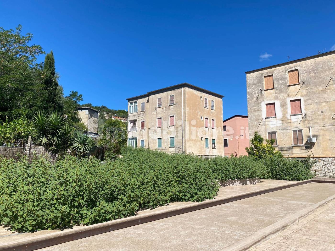 Trilocale via Boccasacchi 5, Centro, Santi Cosma e Damiano