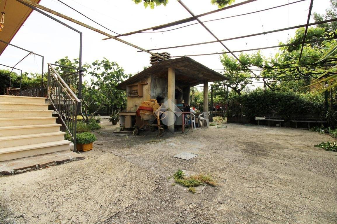 Appartamento via Isola di Lero, Maliseti, Prato