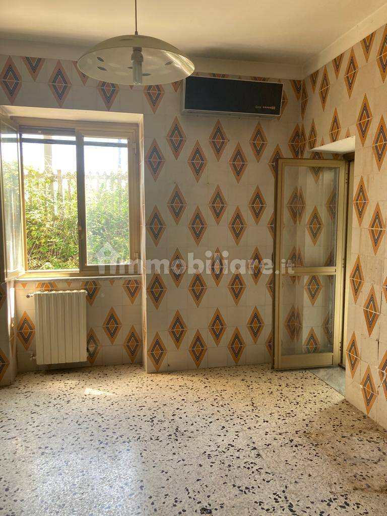 Appartamento via Cistrelli 28, Centro, Minturno