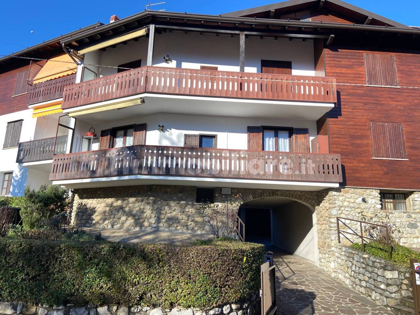 Trilocale via camozzi, Centro, Parre