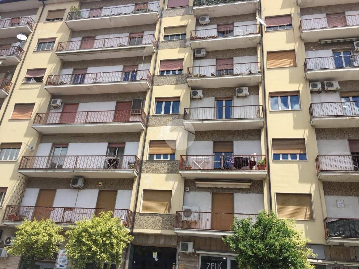 Trilocale via Caloprese G 90, Centro, Cosenza