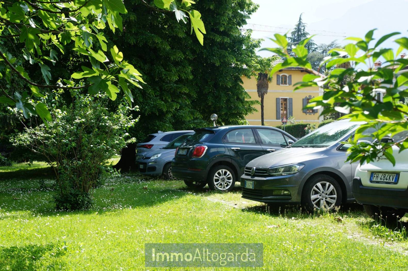 Locale commerciale in Vendita