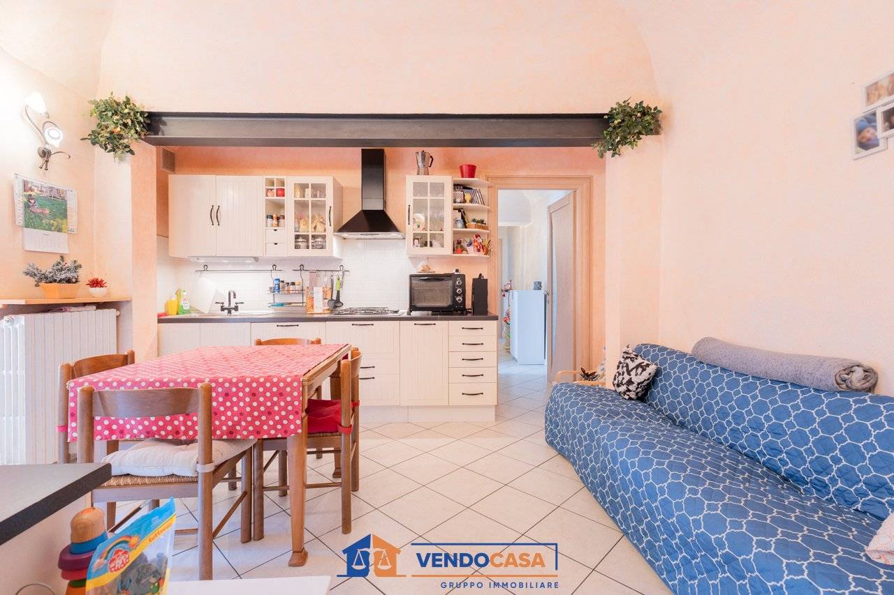 Trilocale via Carlo Rovere 100, Dogliani