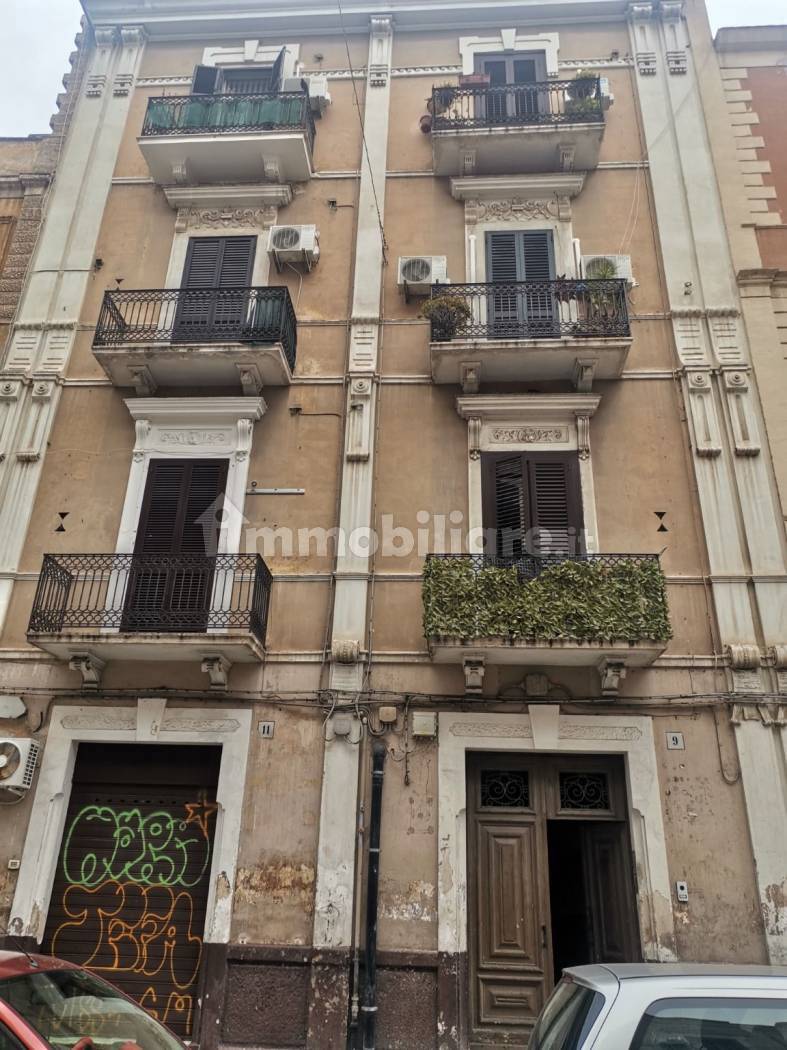 Trilocale via Giovanni Bovio 9, Libertà, Bari