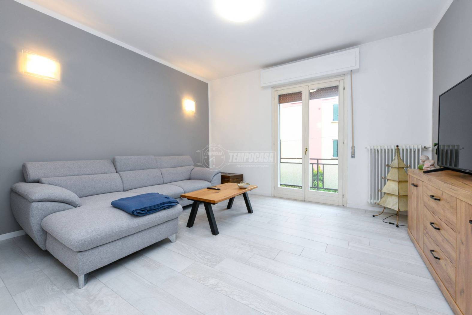 Trilocale via Lattanzio Gambara, Desenzano Centro, Desenzano del Garda