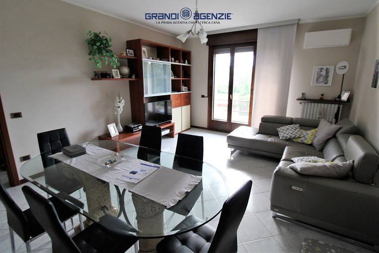 Trilocale via Facchini, Centro, Soragna