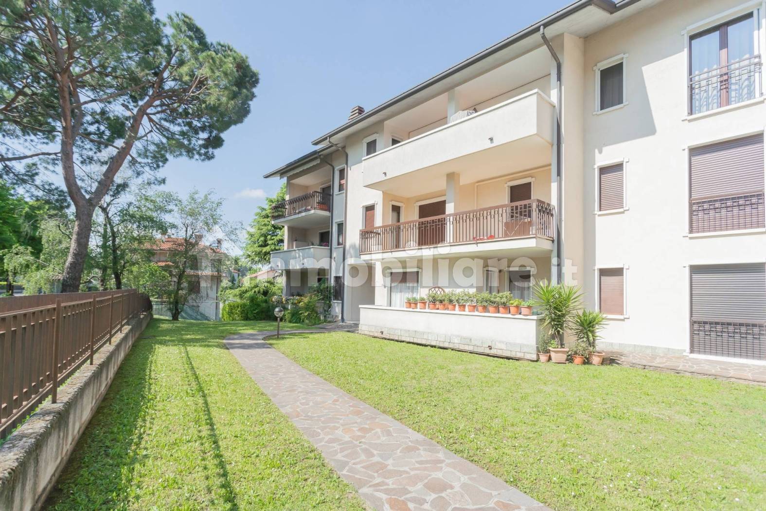 Trilocale viale dei Municipi, Verderio Superiore, Verderio