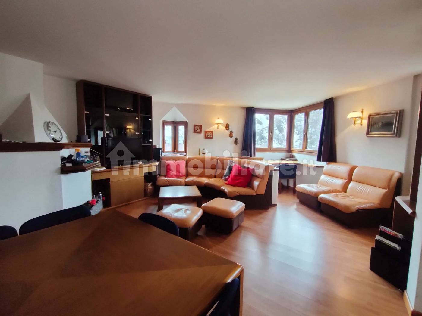 Quadrilocale via Giomein, Breuil-cervinia, Valtournenche