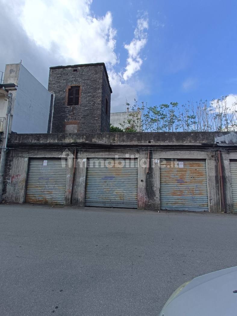 Garage - Box in Vendita