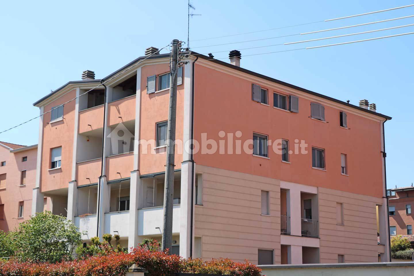 Quadrilocale via Enrico Scarabelli Zunti, San Lazzaro, Parma