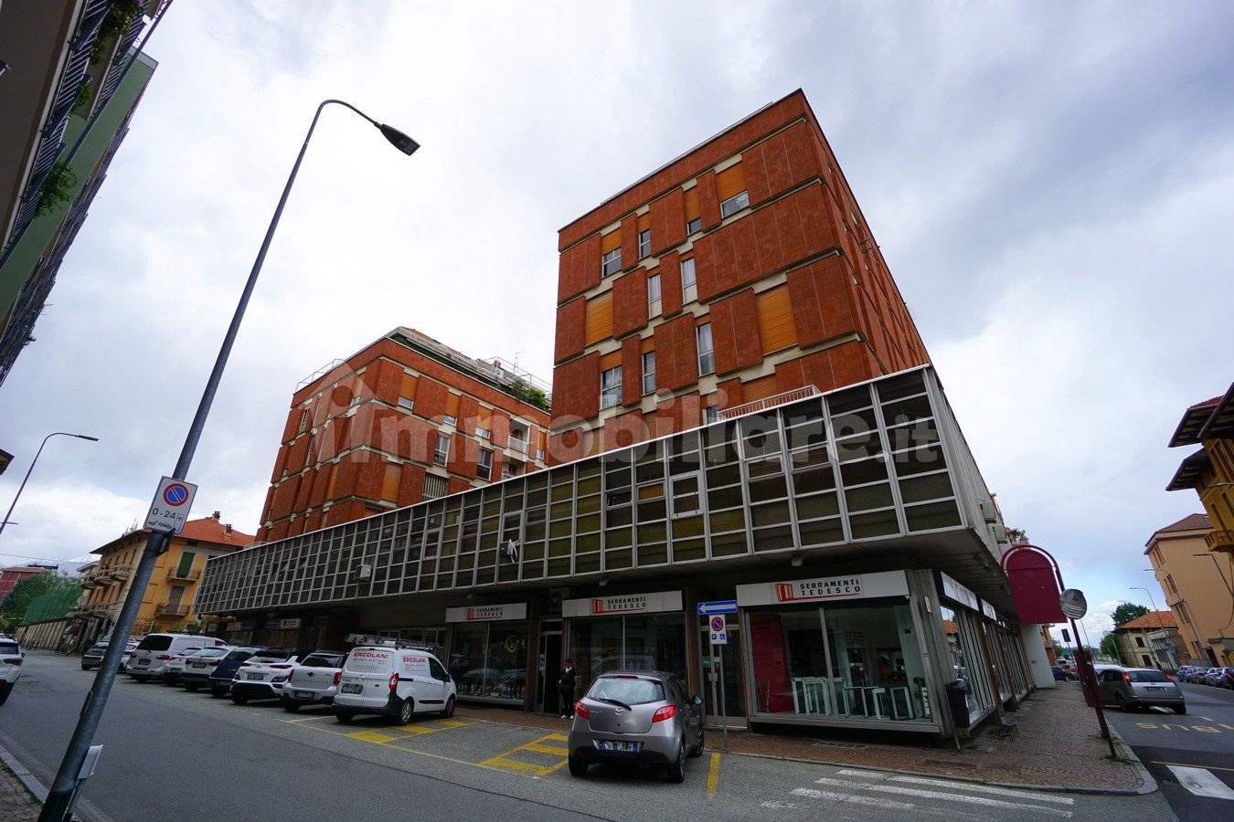 Quadrilocale via Trento 35, Centro Città, Biella