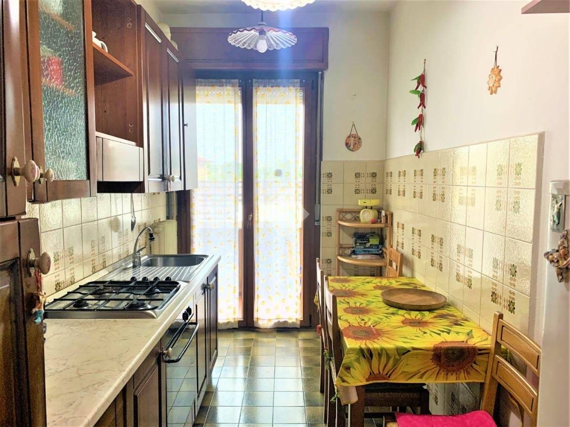 Trilocale via Gallarate 55, Centro, Gazzada Schianno